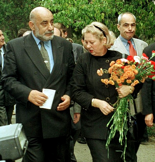 Cum arată fosta soție a lui Viorel Lis, pe care a părăsit-o pentru Oana ...