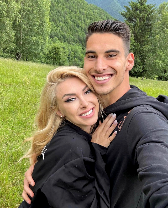 Prima fotografie oficială cu Andreea Bălan și noul ei iubit, Victor ...
