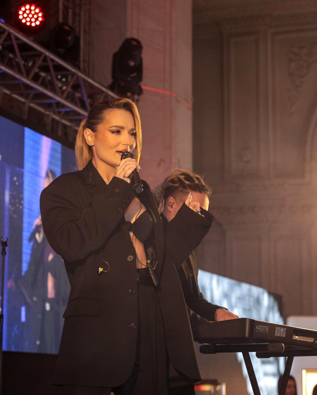 Minelli lansează „Silver & Gold | Chapter II”. Pentru acest album ...