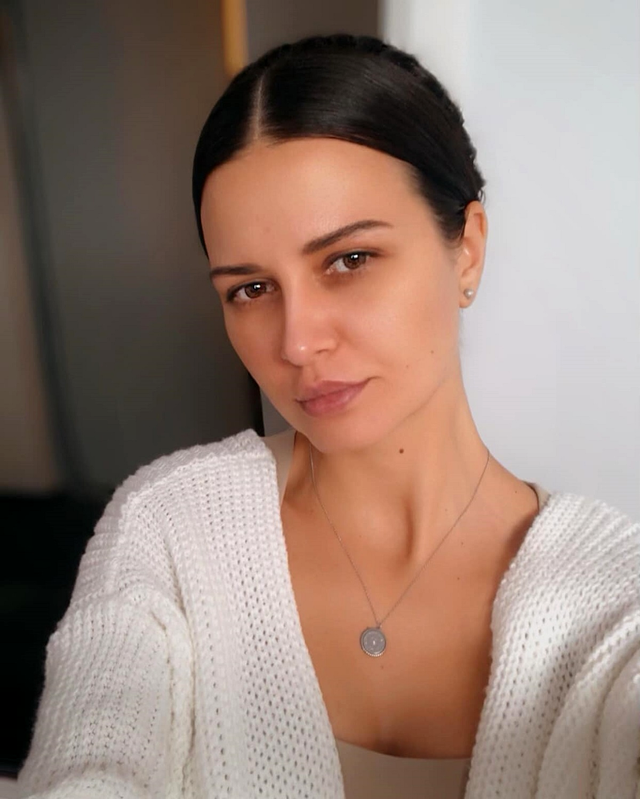 Iulia Pârlea împlinește 37 de ani. „Până acum doi ani nu mă dădeam cu ...