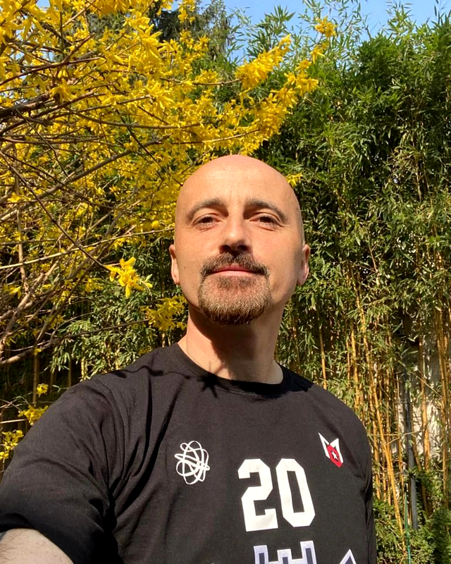 Afacerea nebănuită a lui Călin Goia de la Voltaj. Artistul și soția lui ...