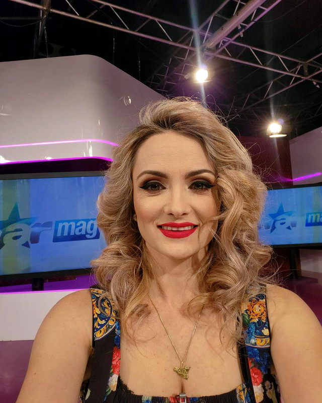 Ce studii are, de fapt, Amalia Bellantoni. Scandal uriaș la școala unde ...