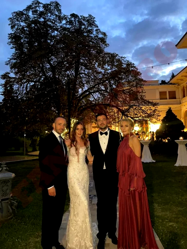 Uite ce soră superbă are Alexandra Dinu