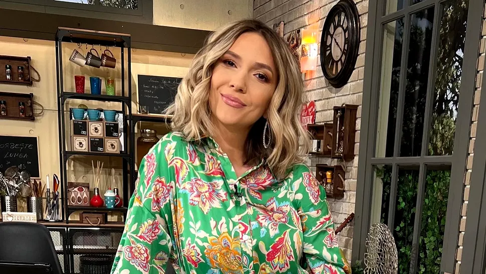 Adela Popescu și mama sa, imagine de colecție. Detaliul inedit pe care ...