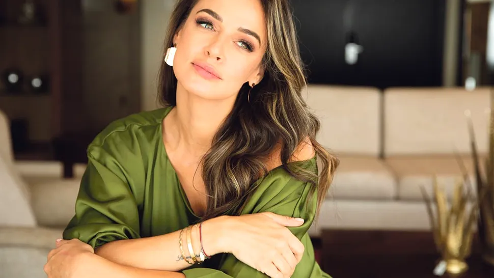 Pe cine adoră Andreea Raicu: "Se simte extrem de iubit". Vedeta îl ...